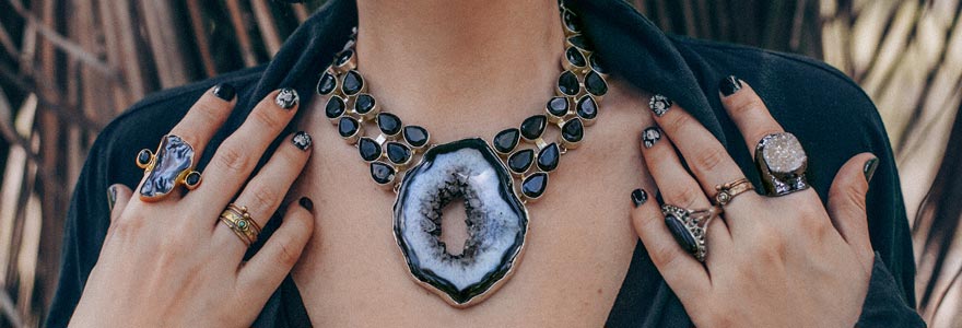 Les bijoux originaux en pierre naturelle